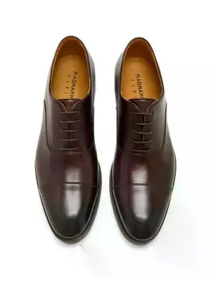 Magnanni Cap-toe Lace-up Shoes