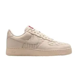 Nike Force 1 Low Top Sneakers