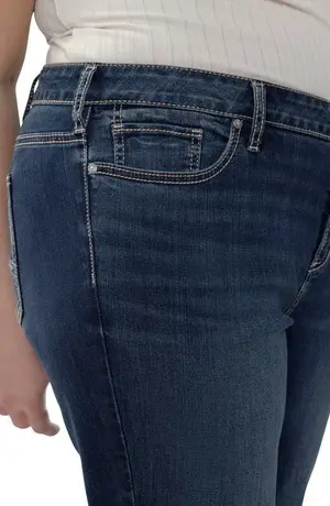 SILVER JEANS CO. Elyse Classic Straight Leg Jeans