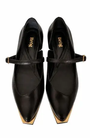 BRÓG Gretta Pointed Toe Ballerina Flat