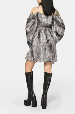 DISTURBIA Maddie Cold Shoulder Blouson Mini Dress