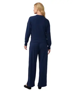 Ingrid & Isabel® Wide Leg Knit Maternity Pant