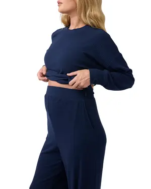 Ingrid & Isabel® Wide Leg Knit Maternity Pant