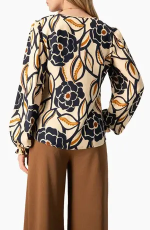 IVONNE Floral Print Bishop-sleeve Blouse