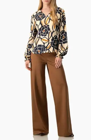 IVONNE Floral Print Bishop-sleeve Blouse