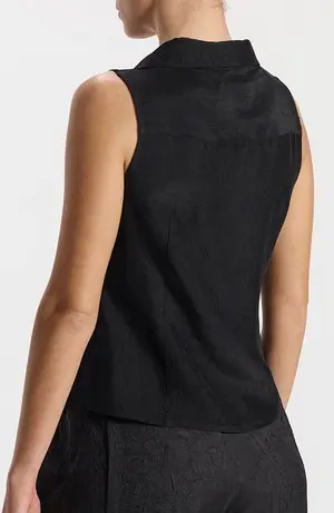 Ronen Chen Sleeveless Button-down Top
