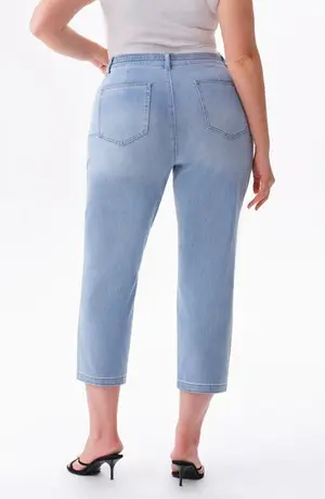 BAYEAS Super High Waist Crop Tapered Mom Jeans