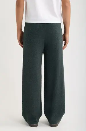 UGG Onwyn Straight Leg Fleece Pants - Arugula