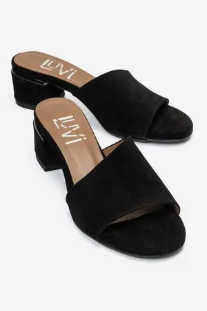 FOREVER & ALWAYS SHOES Delavie Leather Block Heel Sandal Black Suede