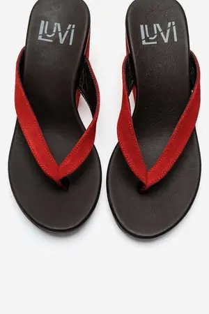 FOREVER & ALWAYS SHOES Pryon Leather Thong Wedge Sandal