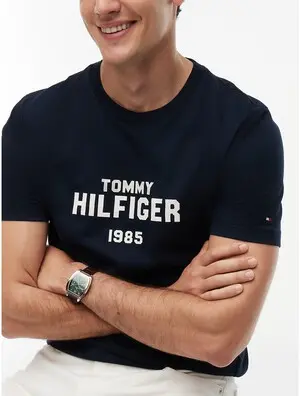 Tommy Hilfiger Classic Hilfiger Logo T-shirt
