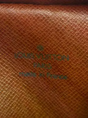LOUIS VUITTON 2002 Monogram Amazone Crossbody Bag