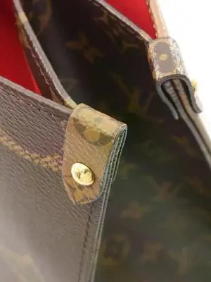 LOUIS VUITTON Monogram Reverse Giant Onthego Mm Satchel