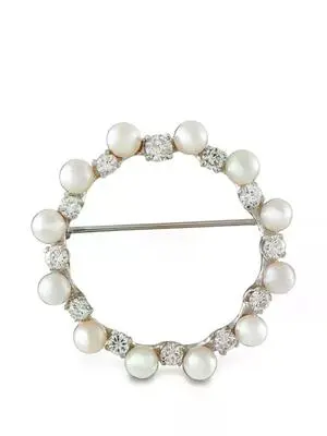 LB EXCLUSIVE Pearl And Diamond Brooch - Silver