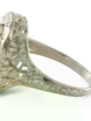 LB EXCLUSIVE Filigree-design Diamond Ring