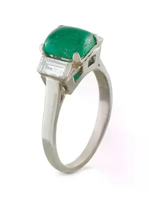 LB EXCLUSIVE Emerald Diamond Ring