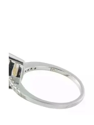 LB EXCLUSIVE Pear-shaped Diamond Ring