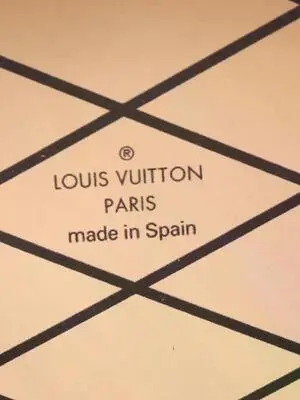 LOUIS VUITTON Mini Epi Boite Chapeau Satchel - Brown
