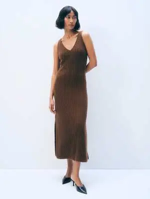 WHITE & WARREN White & Warren Cashmere Blend Ribbed Midi Dress Umber