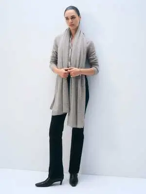 WHITE & WARREN Cashmere Travel Wrap In Size - Grey