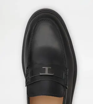 TOD'S Embossed Logo Loafers