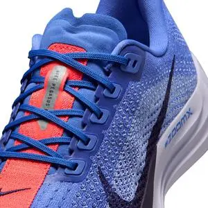 Nike Simple Running Shoes