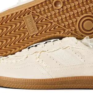ALOHAS Crochet Lace-up Low Top Sneakers