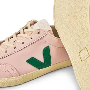 VEJA Volley Trainers