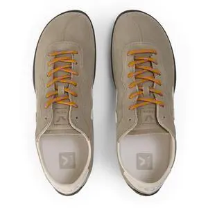 VEJA Low-top Trainers