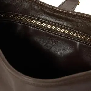 Gucci Solid Color Handbag