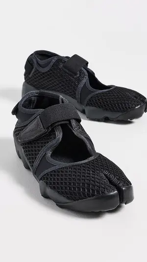 Nike Air Rift Sneakers - Off Noir