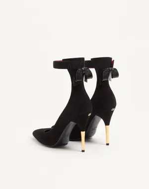 Valentino Garavani Suede Ankle Strap Pointed Toe Pumps With Vlogo Embellishment - Black