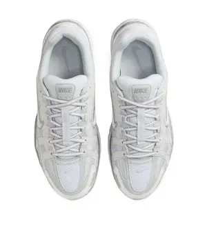 Nike Meshpanel Retro Running Shoes