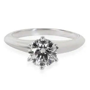 Tiffany & Co. 0.88 Ct Round Brilliant Diamond Engagement Ring - Platinum