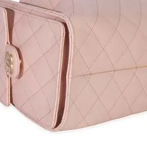 Chanel Quilted Caviar Hobo Handbag - Pink