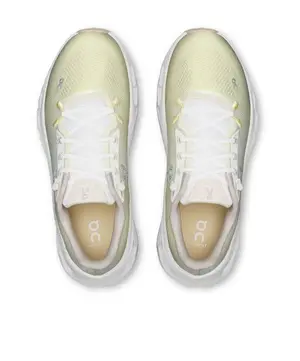 On Cloudtilt Low-top Running Sneakers