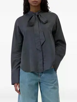 Closed Bow-tie Shirt