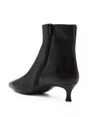 Unisa Pointed-toe Leather Ankle Boots