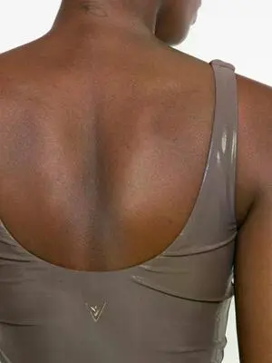 MACRON O.n.e. Cropped V-neck Top