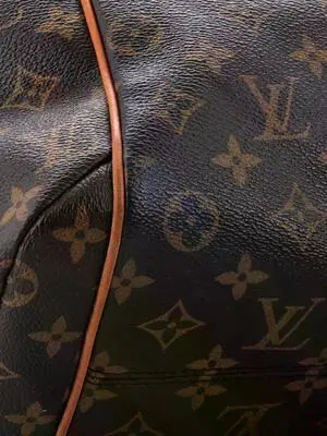 LOUIS VUITTON Monogram Canvas Pm Shoulder Bag