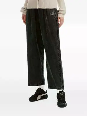 FINGERCROXX Corduroy Pleated Trousers
