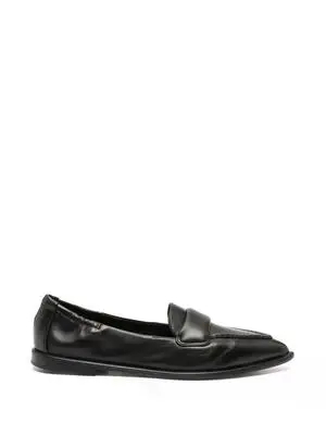 POMME D´OR Pointed-toe Leather Loafers - Black