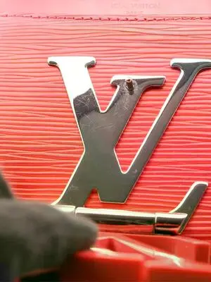 LOUIS VUITTON Epi Louise Pm Shoulder Bag