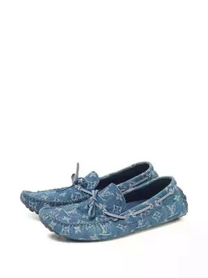 LOUIS VUITTON Arizona Monogram Driver Loafers