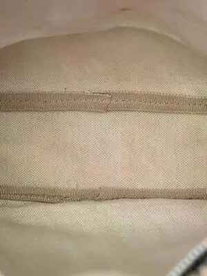Gucci 2016-2026 Gg Supreme Crossbody Bag - Neutrals
