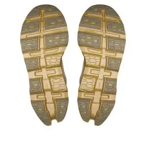 On Cloudmonster 3 Mule