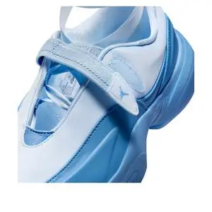 JORDAN Air Pointe Sneakers - Chambray Blue/blue Beyond