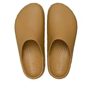 CROCS Platform Studded Clog - Umber