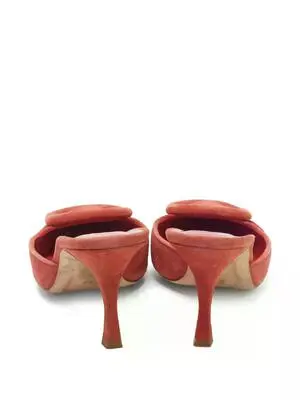 Manolo Blahnik Maysale Suede Mules With Buckle Detail - Red