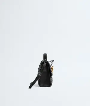 Bottega Veneta Andiamo Clutch 25